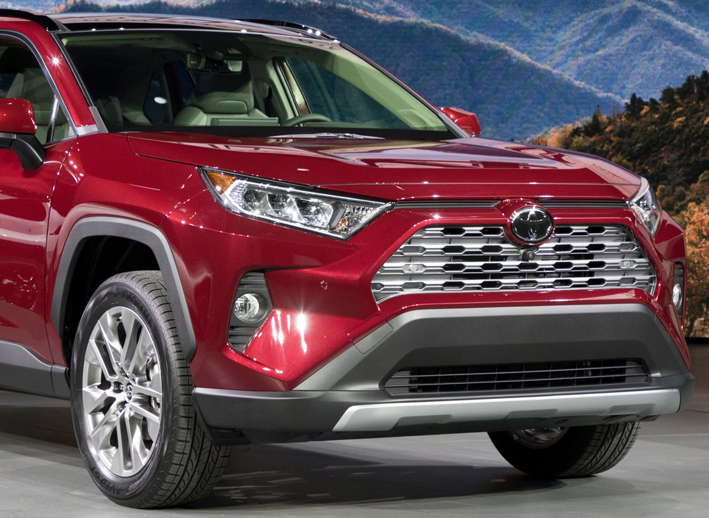 RAV4、CR-V、フォレスターと新型情報一挙お届け!! SUV新情報祭り!! - 自動車情報誌「ベストカー」