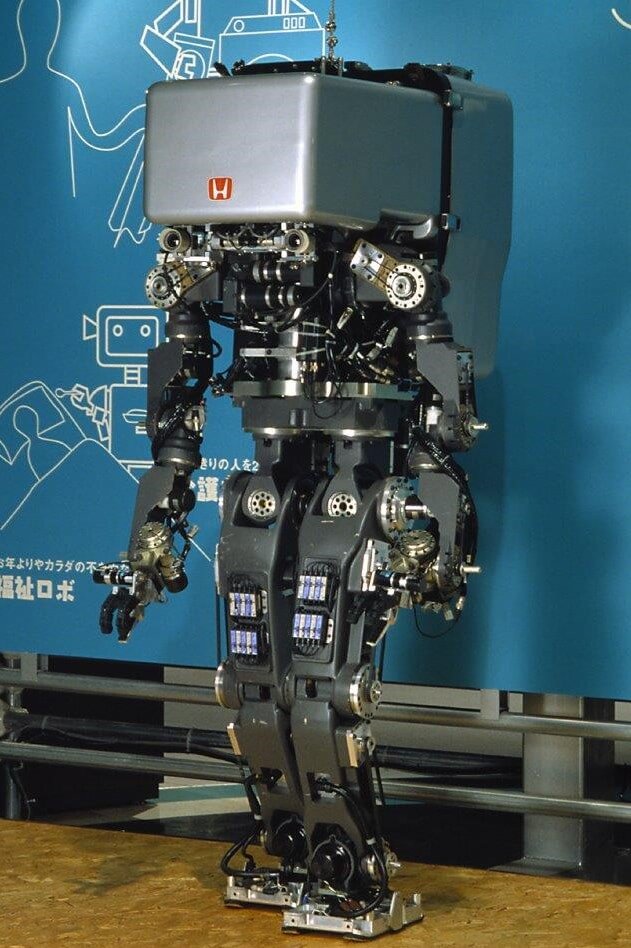 【画像ギャラリー】ここからASIMO（アシモ）は歩み始めた!! その歴史と培われた技術から生まれたモビリティなどを紹介！ - 自動車情報誌 ...