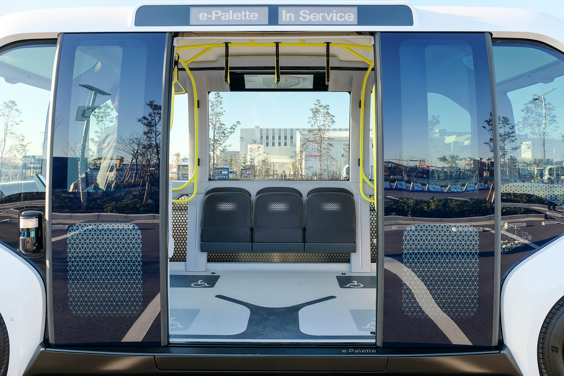 【画像ギャラリー】2020年12月22日に公開されたAutono-MaaS専用EV e-Paletteをみる - 自動車情報誌「ベストカー」