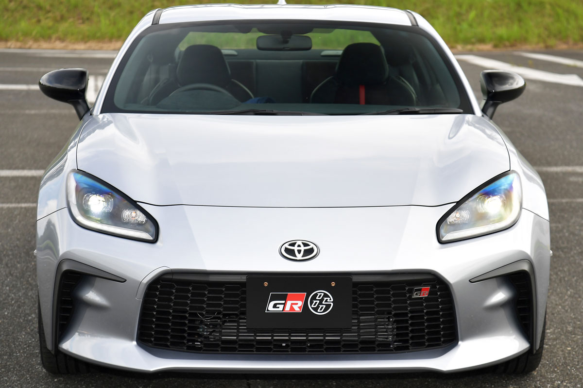 安いぞ!! 新型GR 86は279万円の「RC」設定＆10月末発表へ - 自動車情報誌「ベストカー」