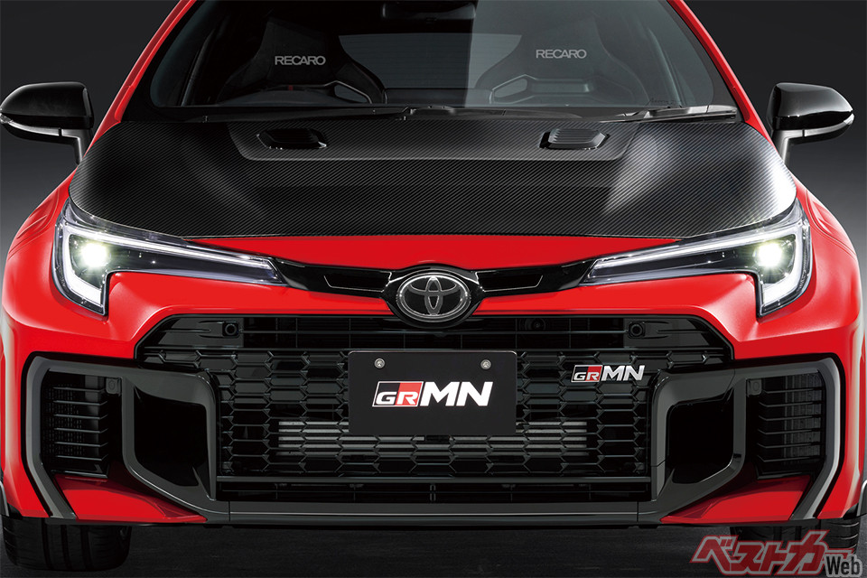 750万円の[GRヤリス]登場!? 徹底的に走りにこだわる[GRMN]が新たに誕生か!! 真っ黒ボンネット採用の本気仕様 - 自動車情報誌「ベストカー」