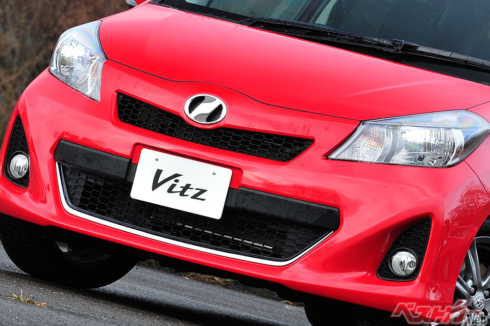 価格は80万ほど!? 「軽量と5MT」の3代目トヨタ ヴィッツRSが楽しそうすぎる件 - 自動車情報誌「ベストカー」