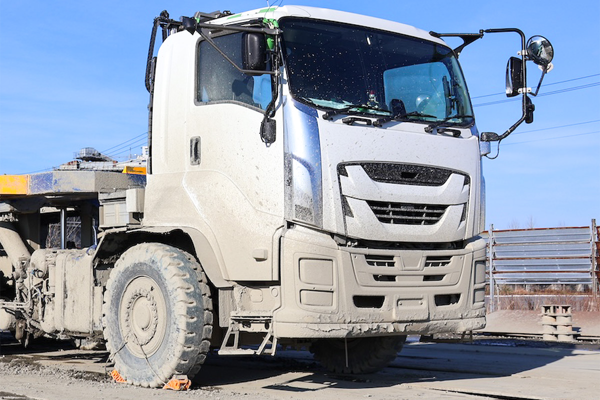 NICHIJOで間もなくデビュー！ ド迫力の製鉄所向け構内用50トン積ダンプにアリソン6速オートマ搭載 - トラック総合情報誌「フルロード ...